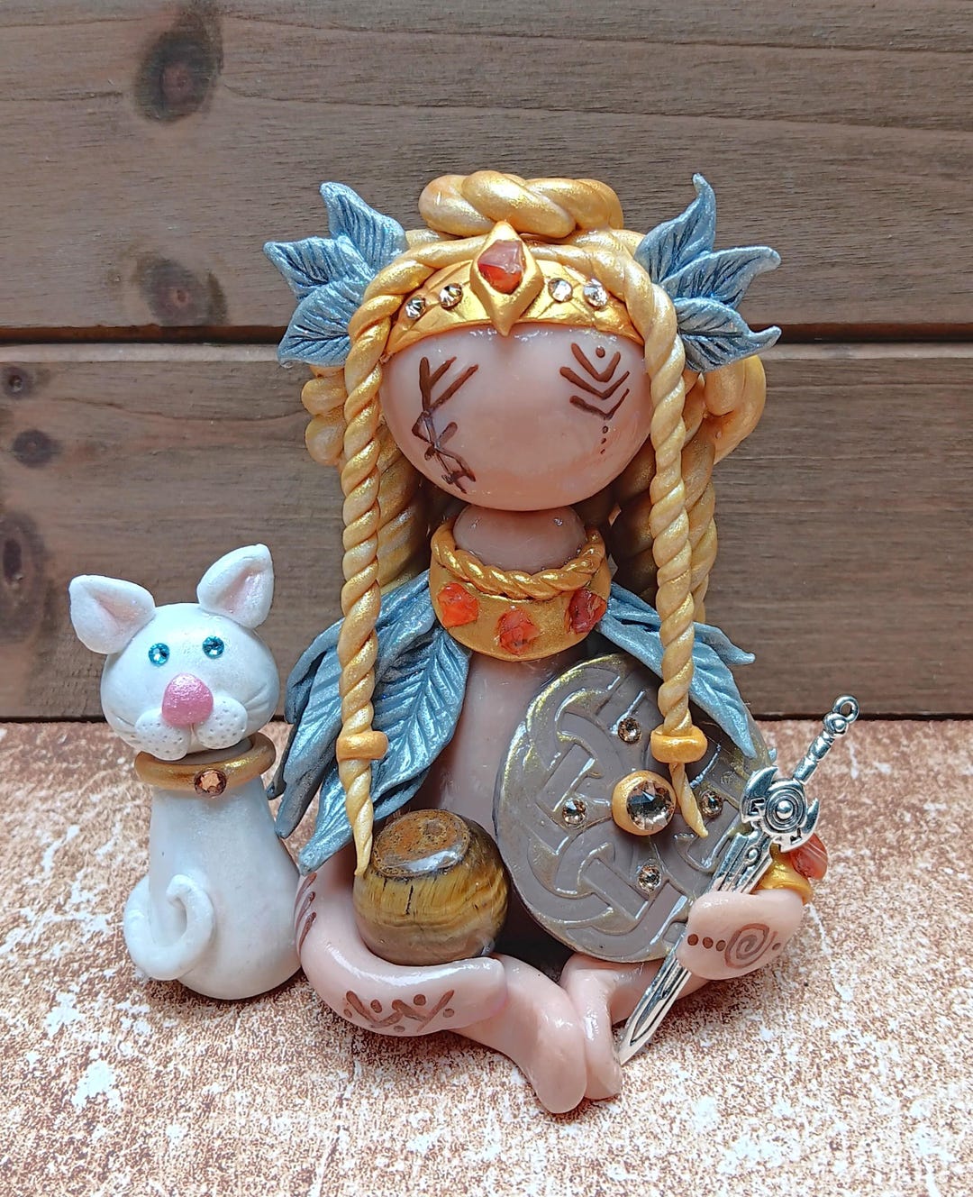 Freya Goddess Statue With Cat / Norse Goddess of Love / Crystal Clay ...