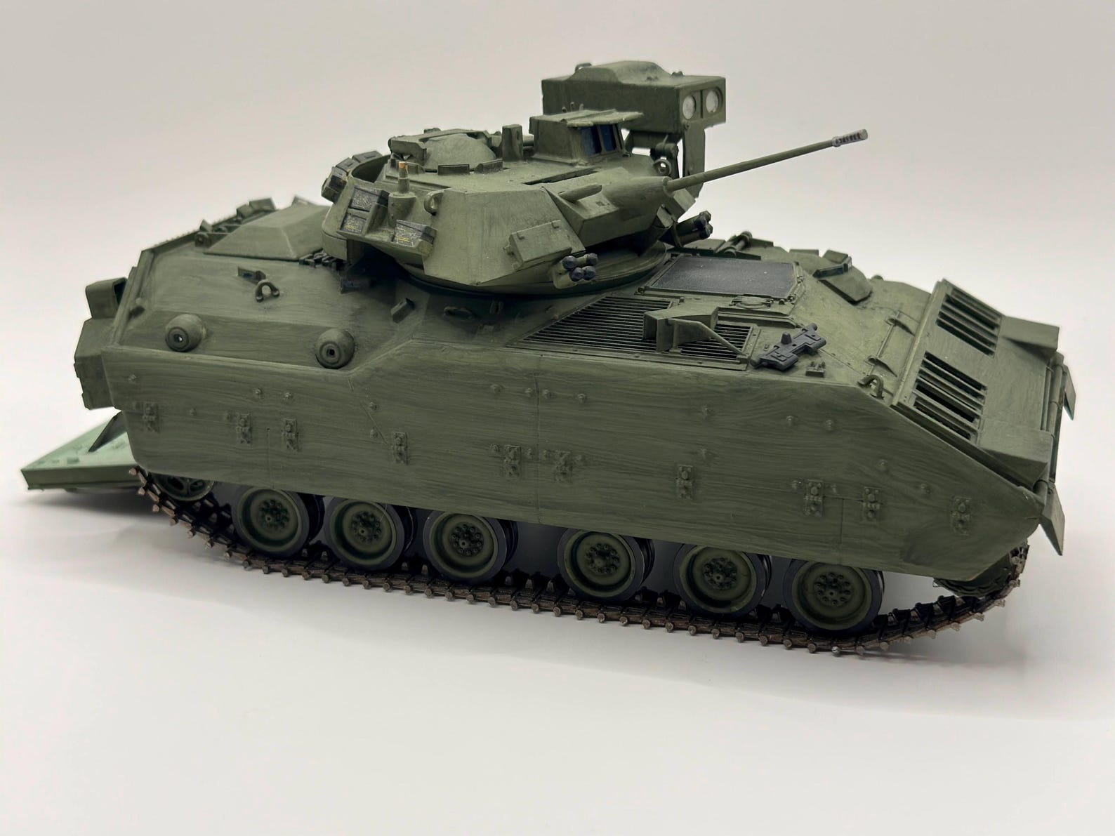 1:35 Scale Hand Made Model M3 Bradley IFV Armored Personell Carrier ...