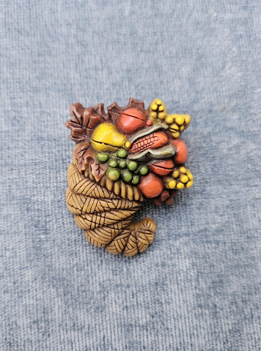Vintage Hallmark Cornucopia Pin for Thanksgiving Fruit Vegetables and ...