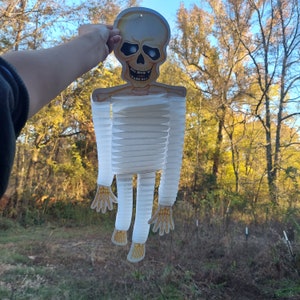 Vintage Halloween Tissue Paper Skeleton by Amscan Stretchy Skeleton ...