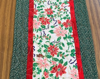 Quilted Poinsettia and Cardinal Christmas Table Runner, Christmas ...