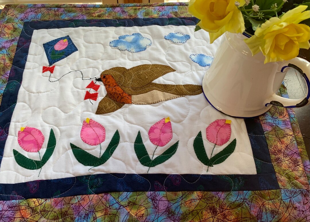 Spring Tulip and Robin Table Topper Appliqued/spring Table Topper ...