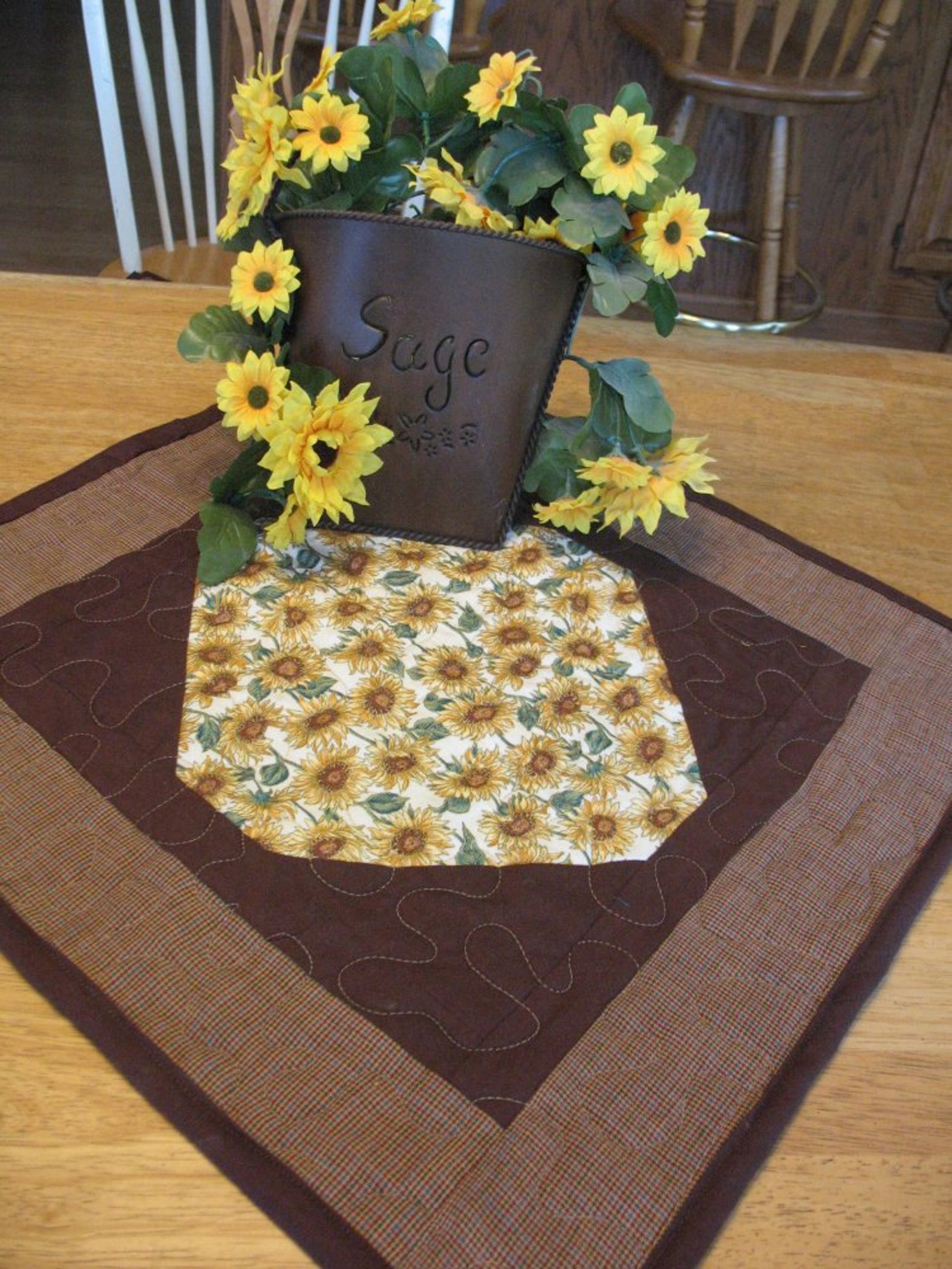 Quilted Sunflower Table Topper - Etsy