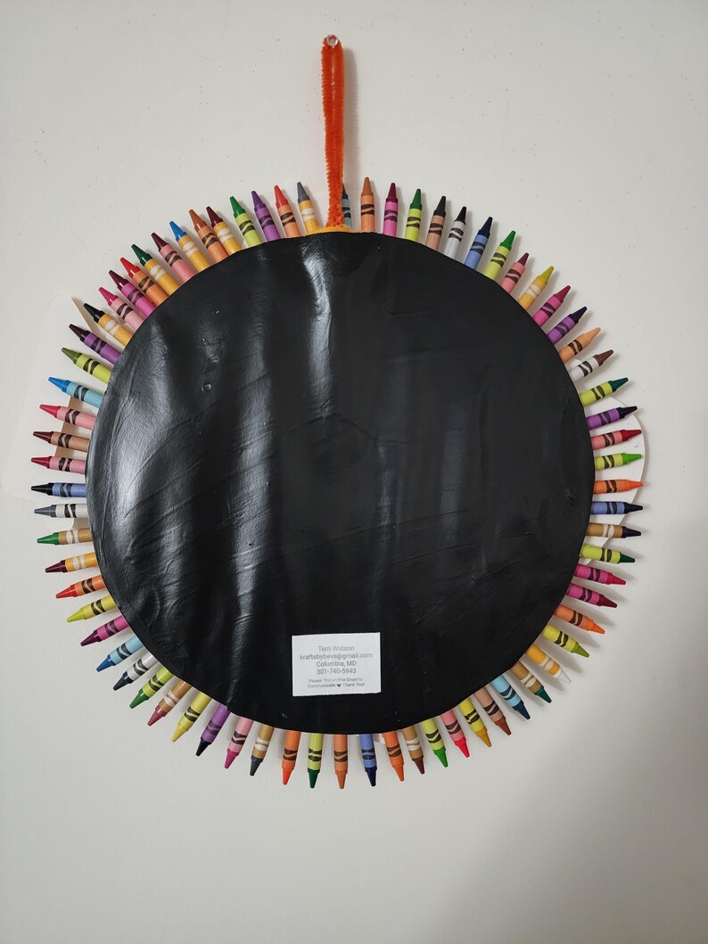 Crayon Wreath for Teacher – 16" Classroom Door Decor – Back to School ...