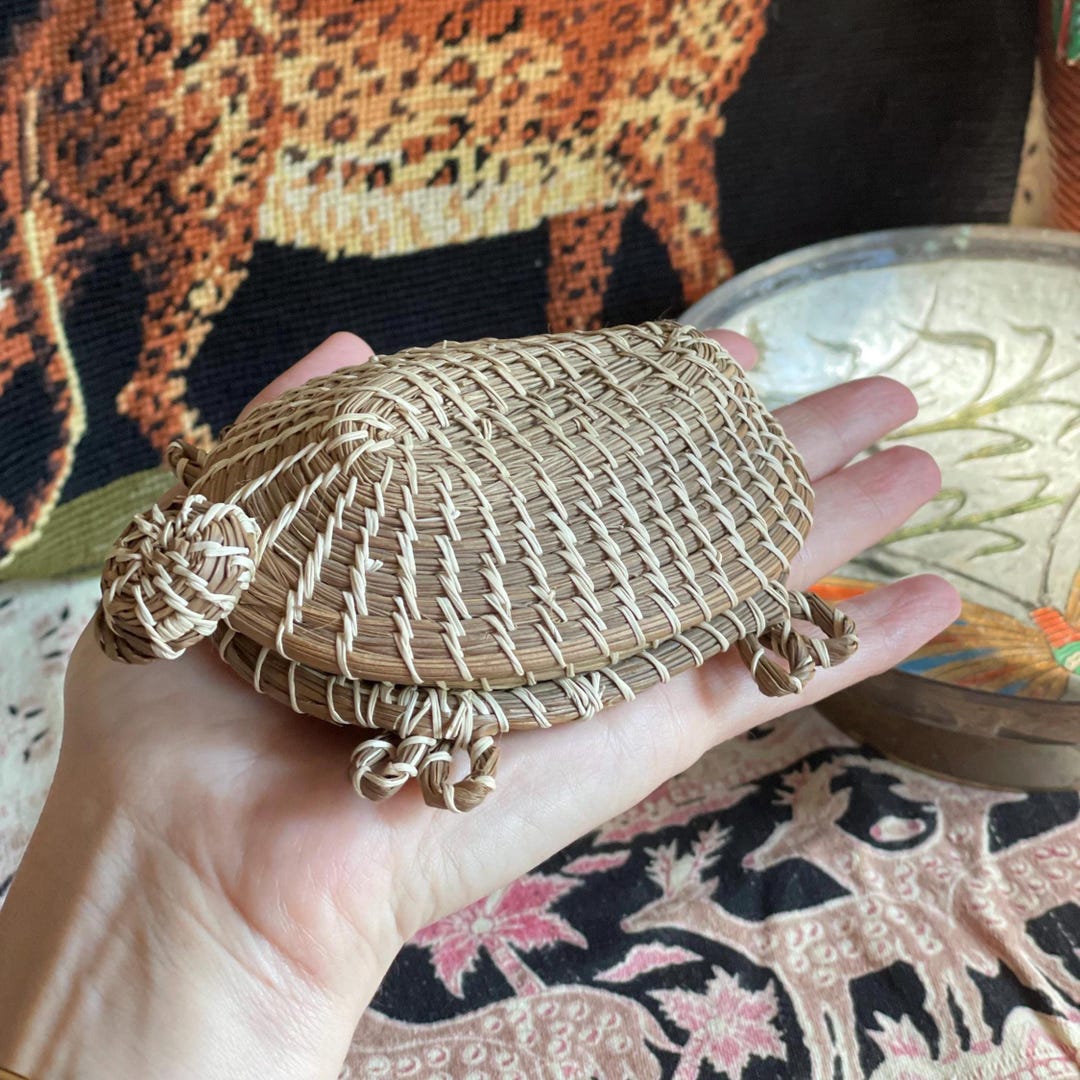 Vintage Pine Needle Turtle Storage Basket | Coushatta Tribe Art - Etsy