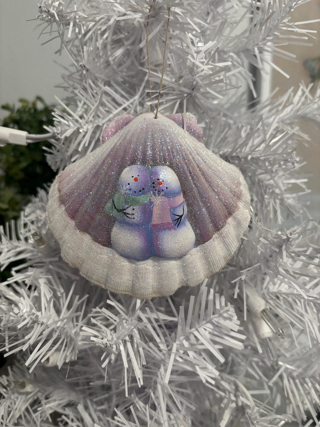 Sea Shell Scallop or Clam Glittered Sparkle Snowman Couple Beach ...