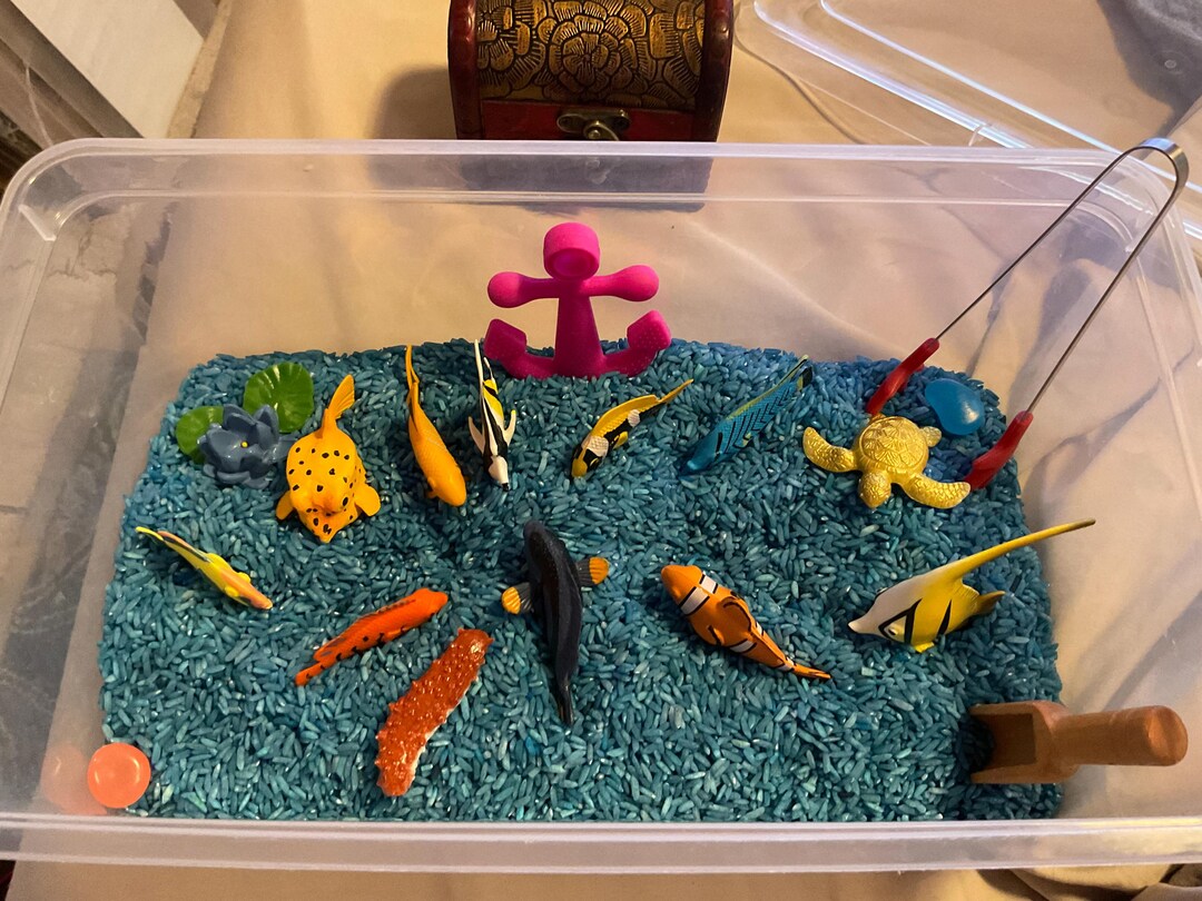Under the Sea Sensory Bin | Ocean Animal Sensory Play | Montessori ...