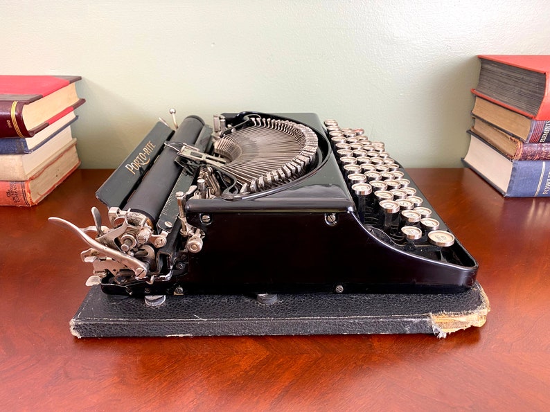 Remington Porto-rite Antique Typewriter Evelyn Professionally Serviced ...