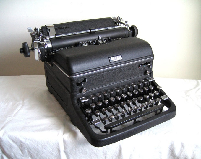 Royal KMM Typewriter c.1941, Glass Keys, Cleaned and Oiled, New Ribbon ...