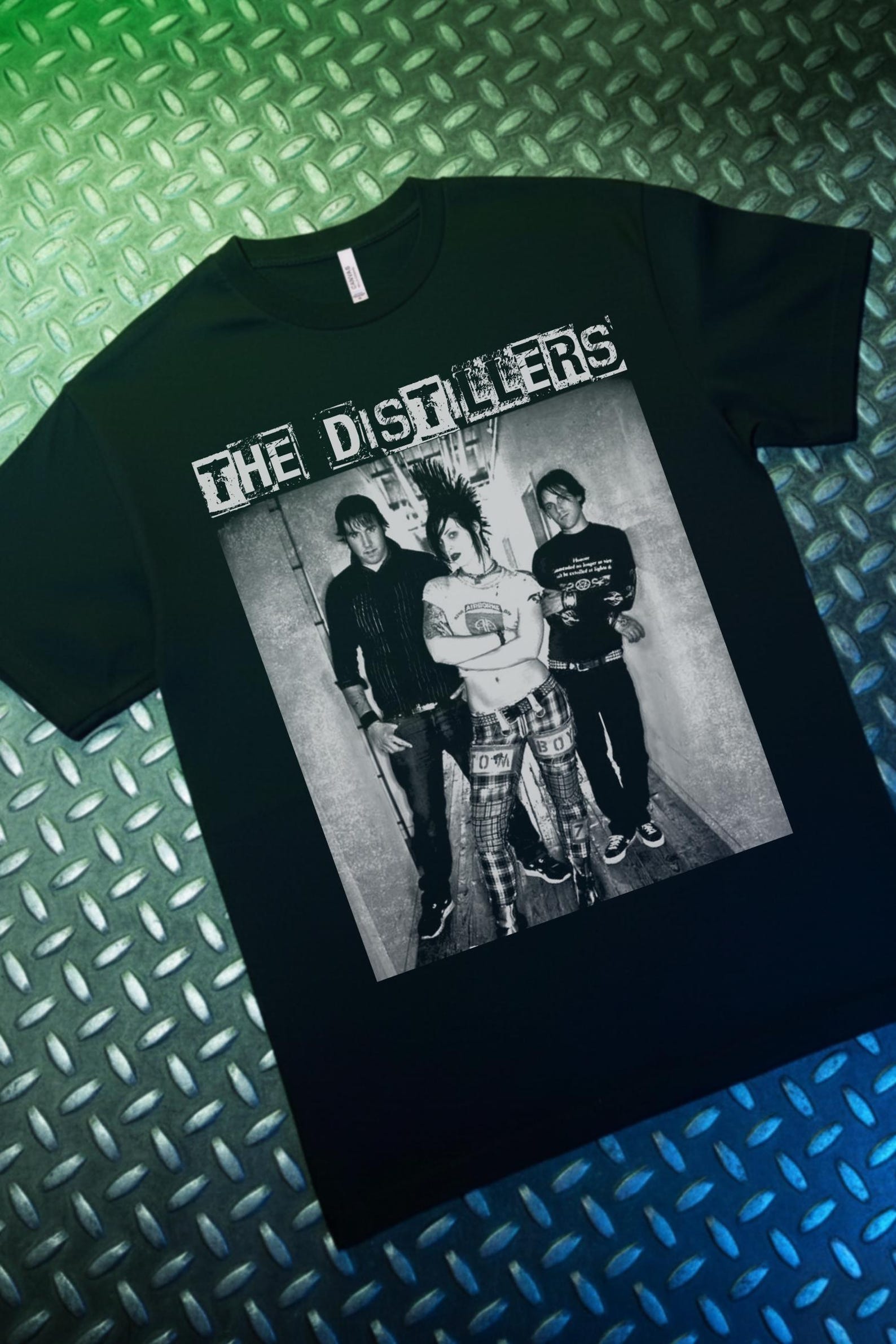 The Distillers T-shirt: 2000s Punk Rock Retro Band Graphic Tee - Etsy