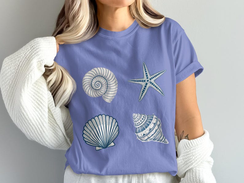 Seashells PNG: Vintage-style Marine Icons - Beach Decor, Summer Shirts ...