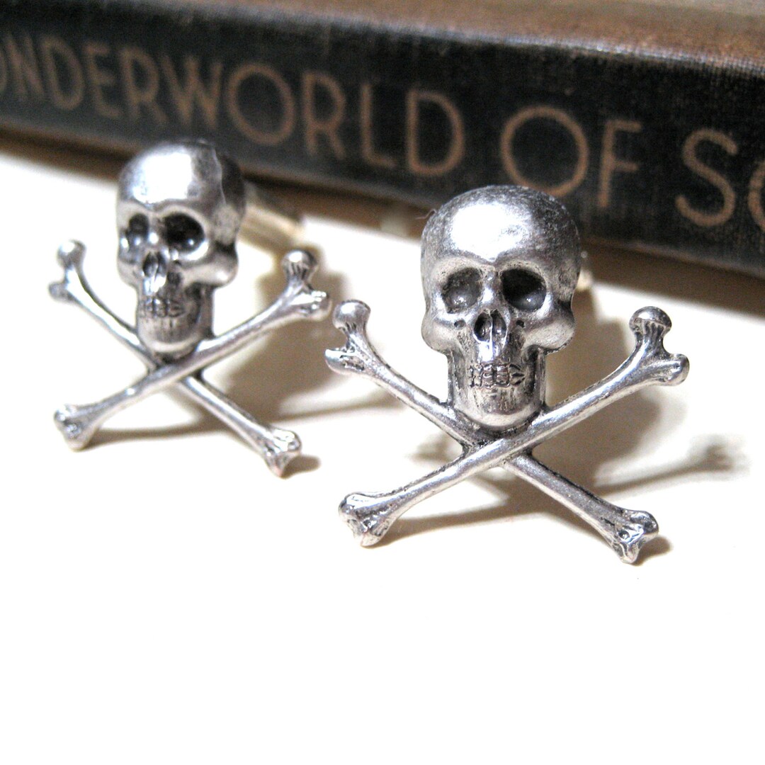 Skull and Crossbones Cuff Links Antiqued Silver - Pirate - Sailor - Oxidized - Nautical - Gothic ...