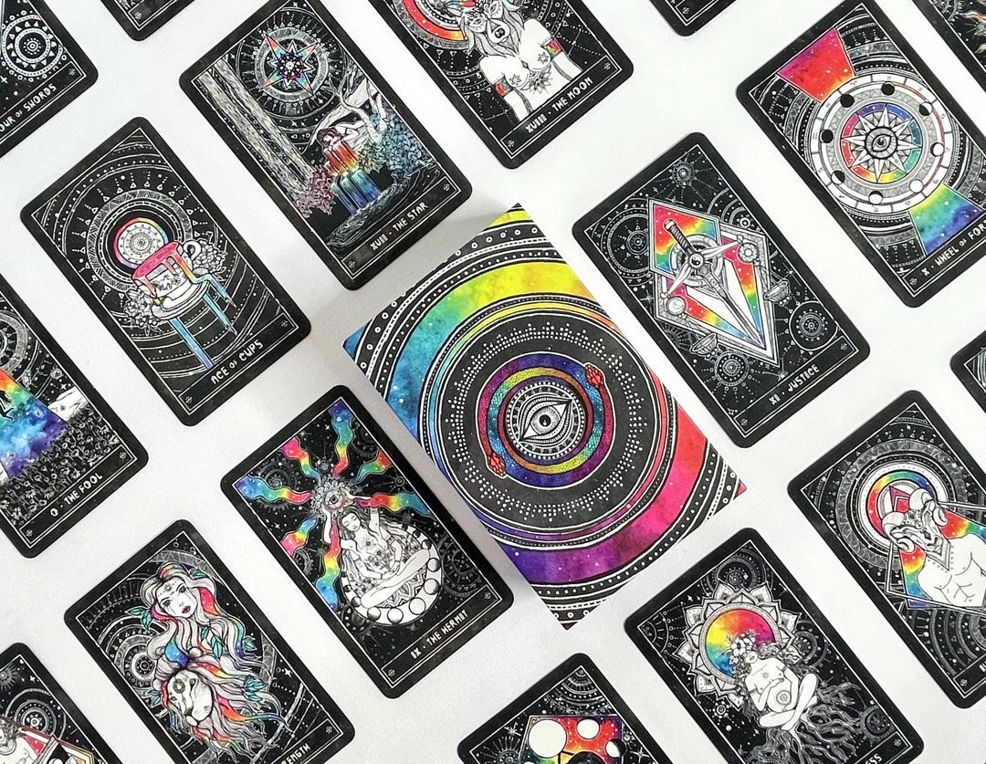 Cosmic Visions Tarot Kickstarter Edition | Indie Tarot Deck ...