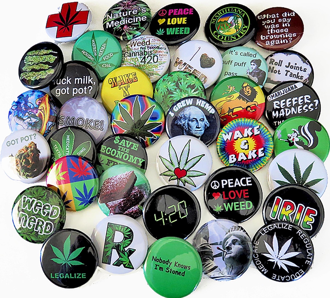 24 ASSORTED WEED PINS Cannabis 1.25" Pinback Pot 420 Rasta Irie Hemp ...