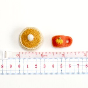 Miniature Felt Food, Needle Felted Pumpkin Pie + Coffee Cup, Dollhouse ...