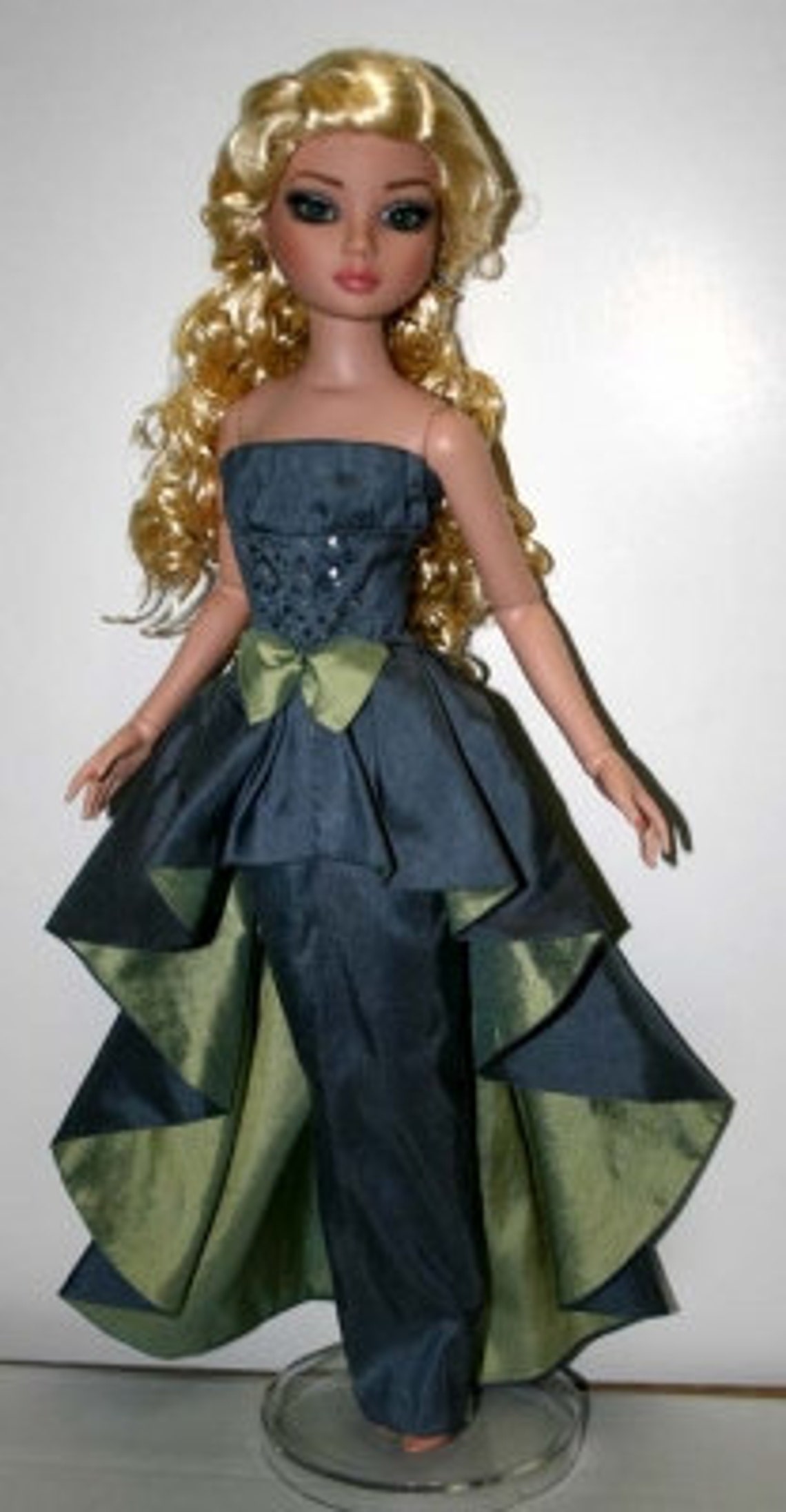 PDF Waterfall Dress Pattern for Ellowyne | Etsy