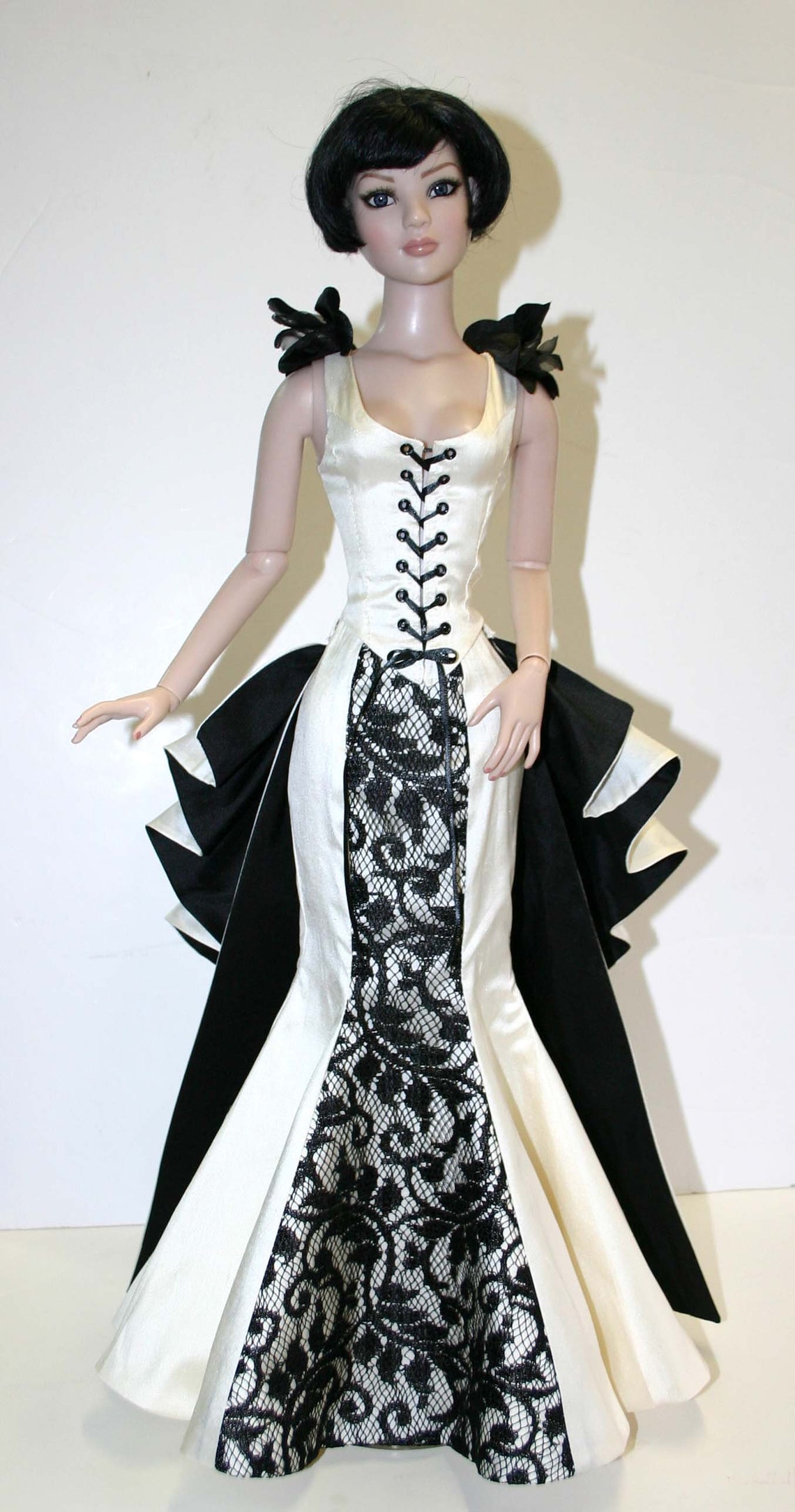 PDF Luminous Pattern for 22 American Model Dolls Tonner - Etsy