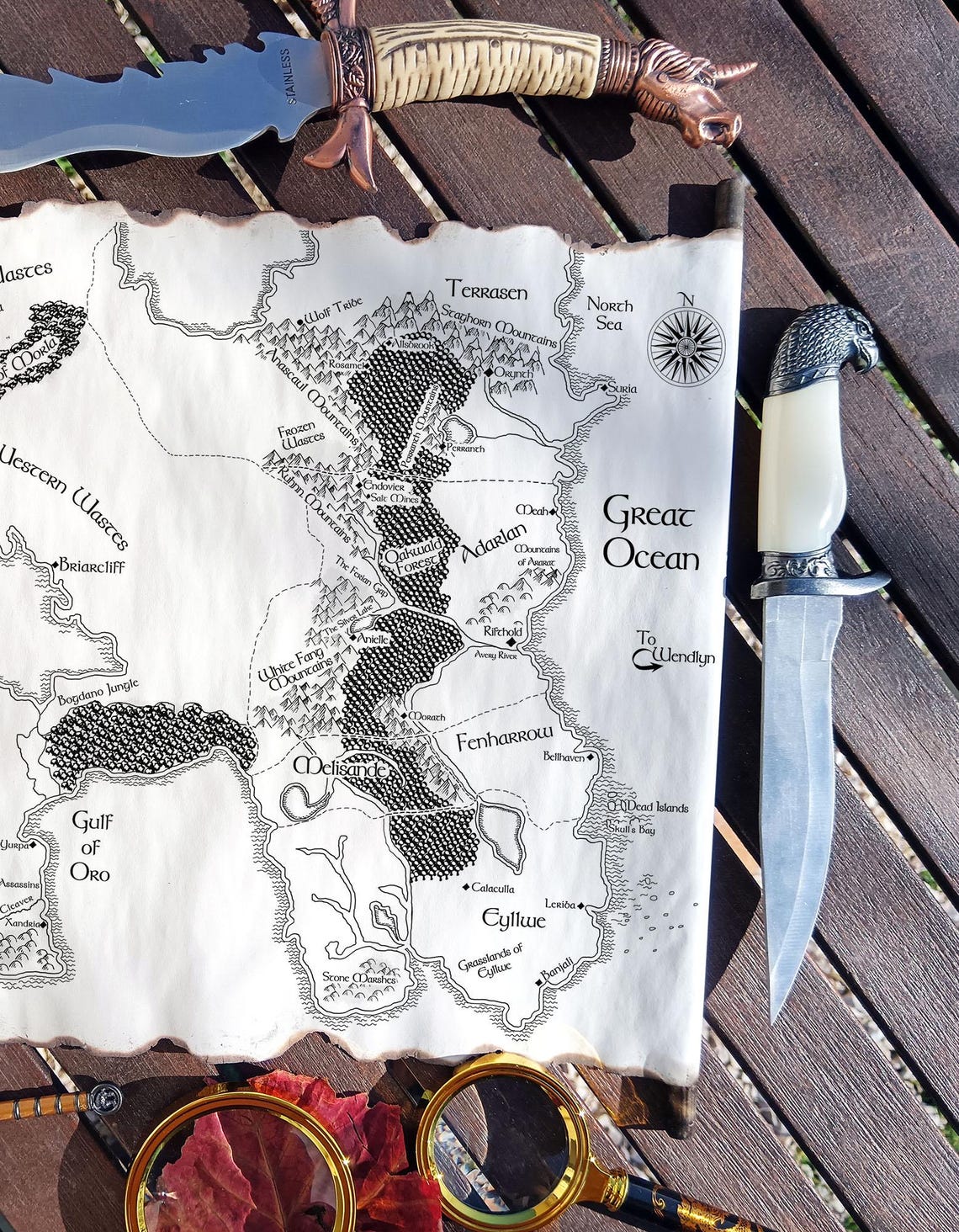 Erilea Map Print: Throne of Glass Series, Burnt Edge Scroll - Etsy
