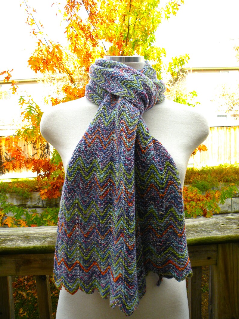 Hand Knit Merino Wool Chevron Scarf: Purple Green Zickzack Pattern - Etsy