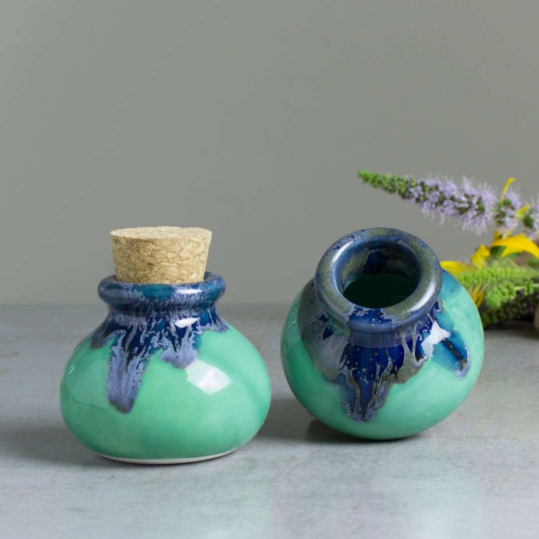 Joli pot en céramique avec couvercle en liège, bleu vert menthe, petits ...
