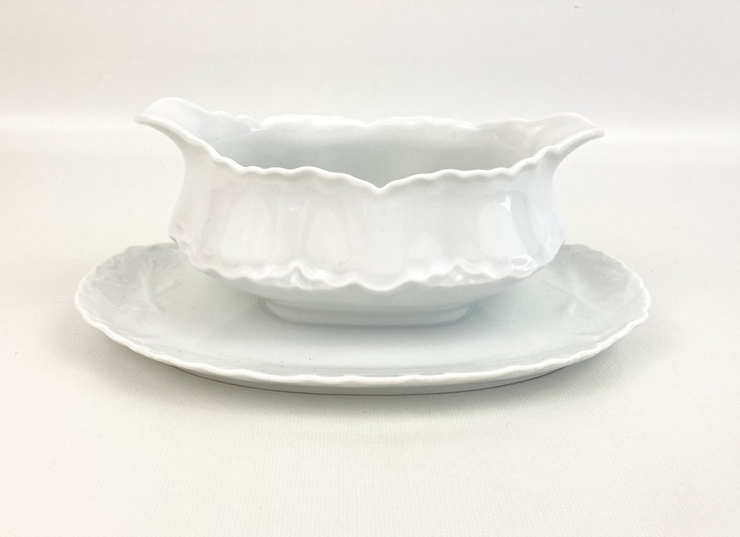 Vintage Peerless Porcelain White Embossed Gravy Boat W/attached ...