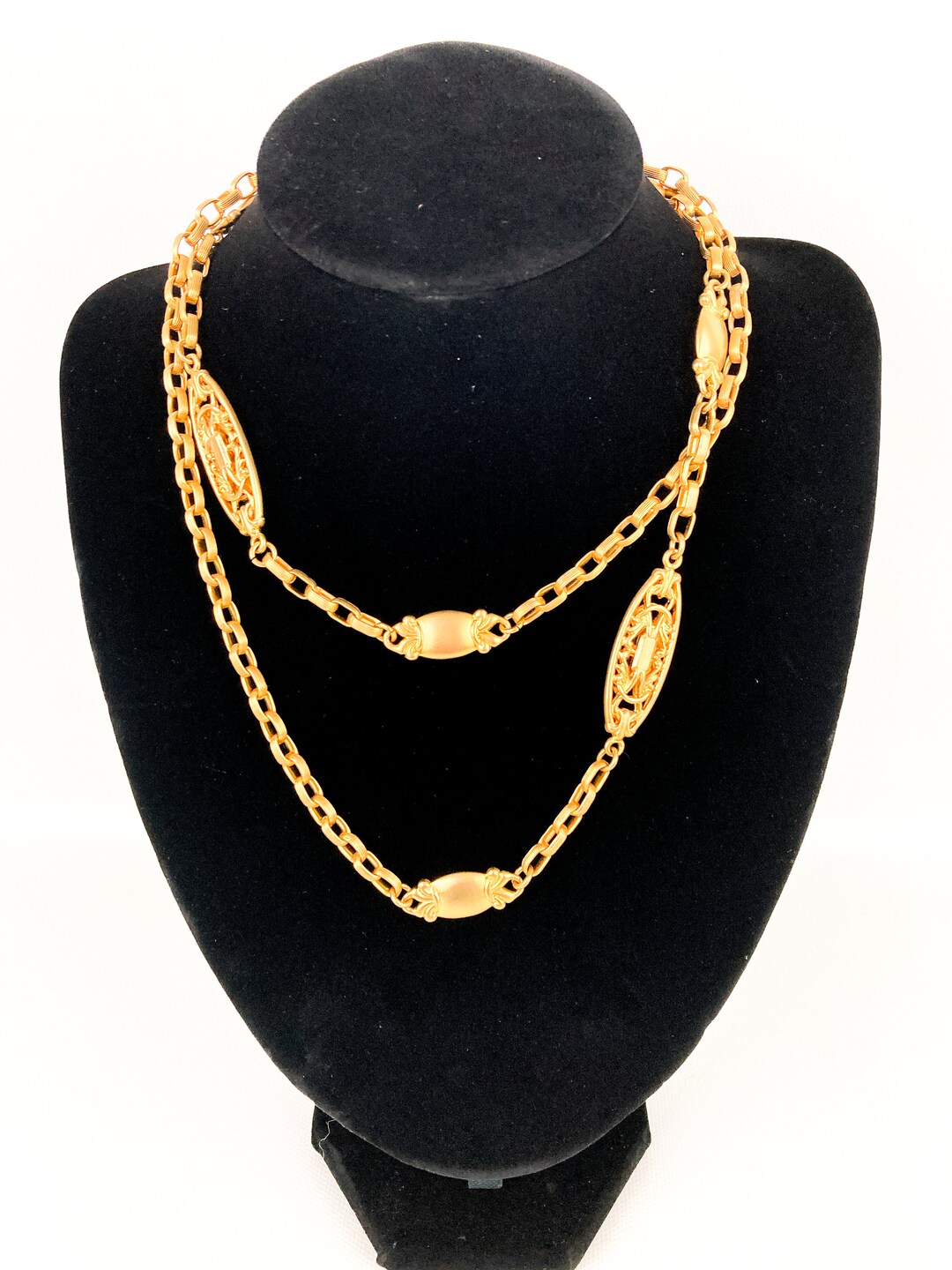 Vintage Liz Claiborne Necklace Brushed Gold Chain Signed LCI 35” Long ...