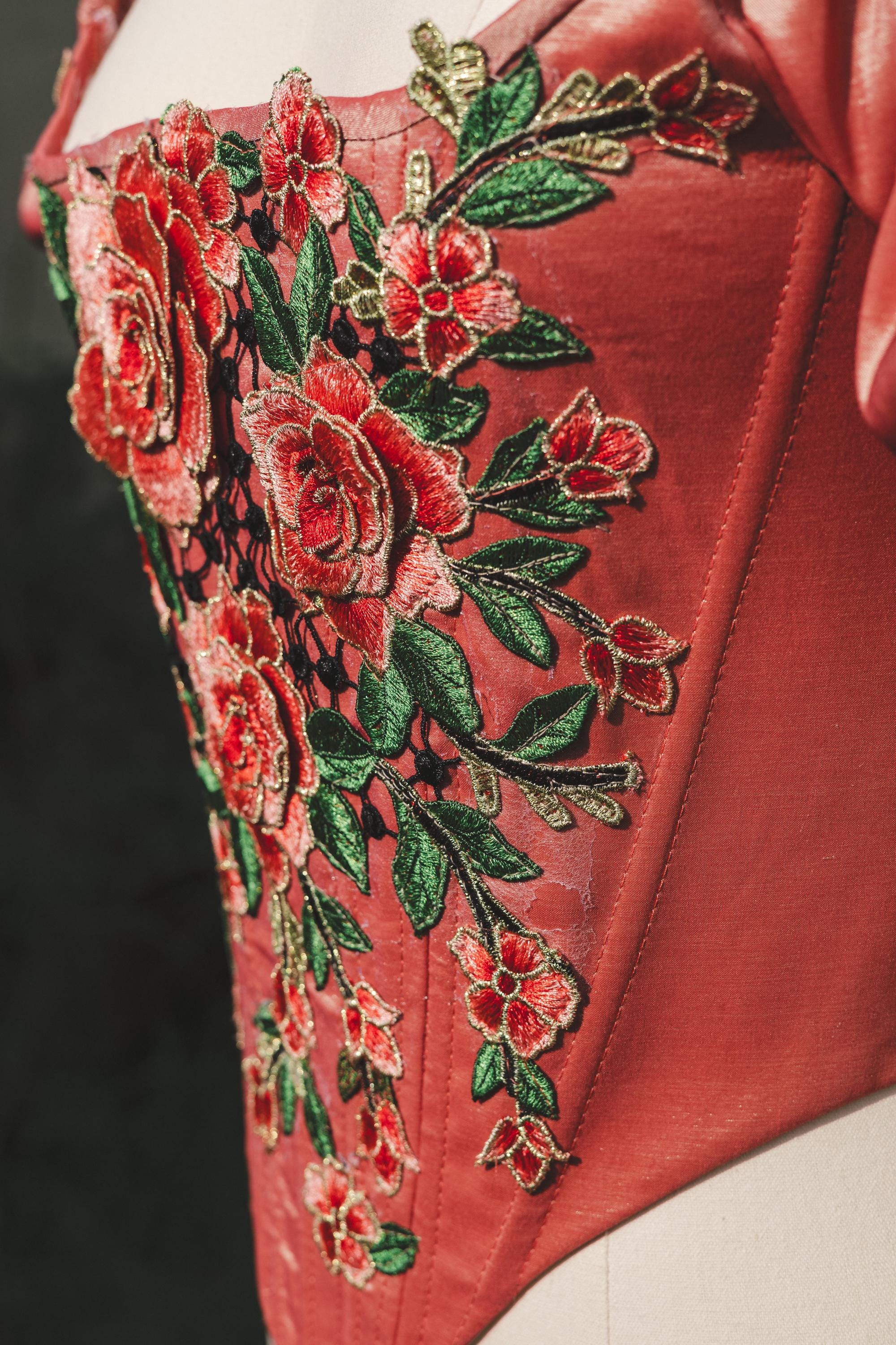 Romantic Rose Embroidered Corset With Puff Sleeves - Vintage-inspired ...