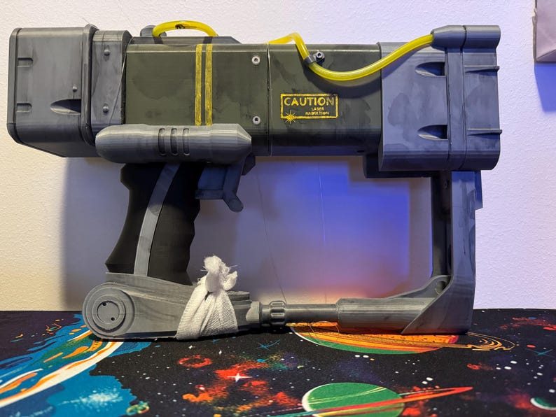 3D Printed Fallout Laser Pistol - Etsy