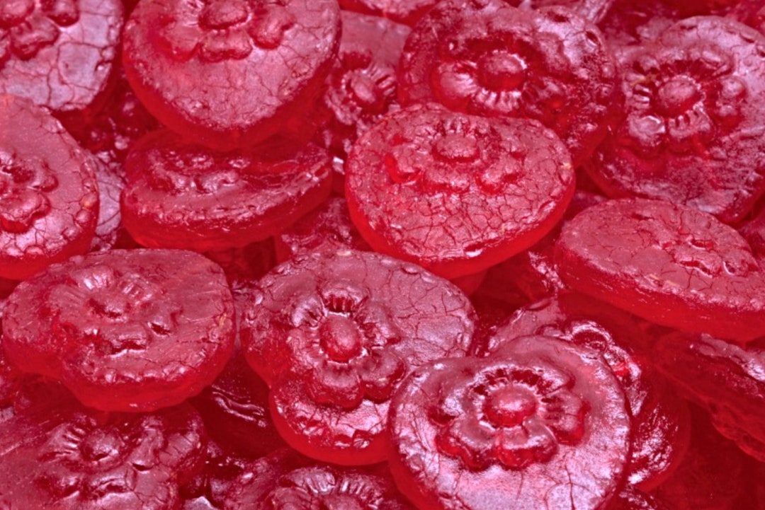 Czech Glass Victorian Heart Flower Beads, Etched Raspberry Red, Double ...
