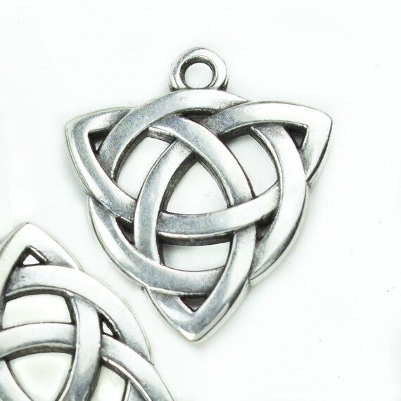 10%OFF Large Celtic Knot Pendant 24mm Open Triangle High - Etsy