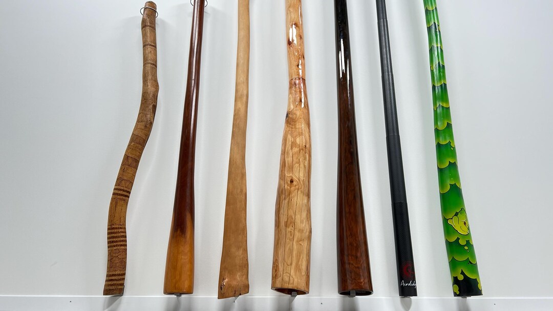 Vertical Didge Stand, Wall Mount, Wallmount Didgeridoo, Didgeridoo ...