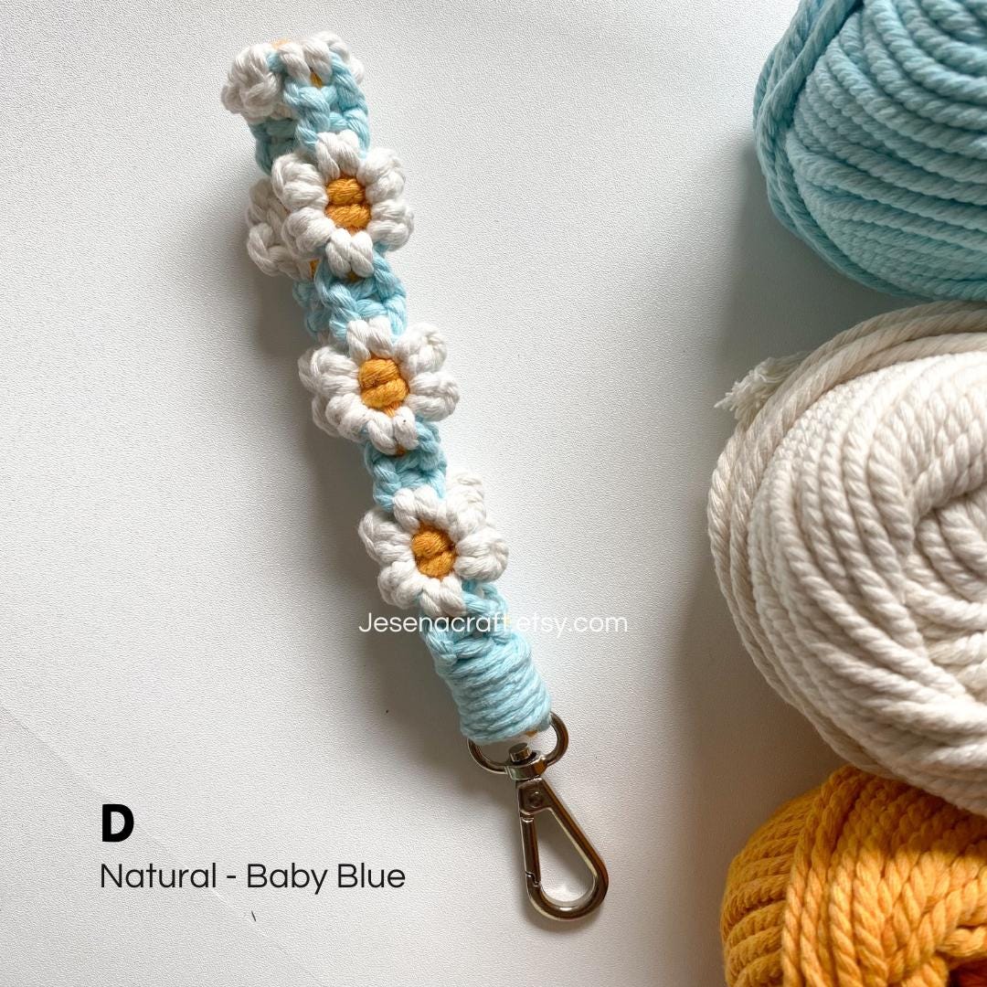 Custom Macrame Daisy Keychain, Macrame Daisy Wristlet Keychain ...