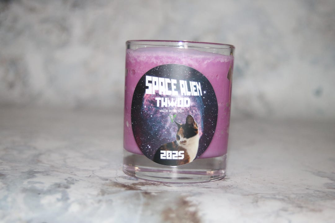Thwods Space Alien Candle by Poppys Candles - Etsy