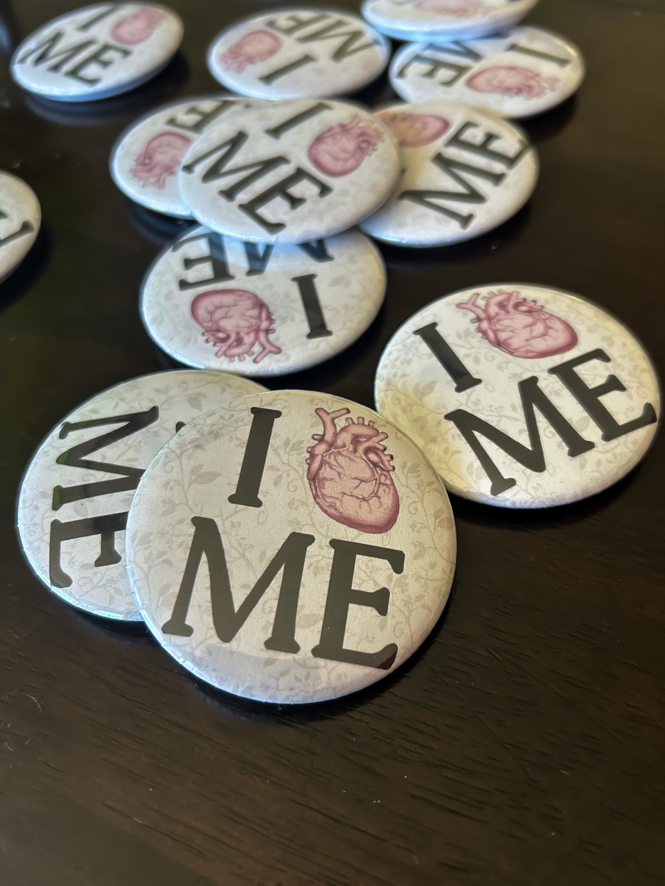 Pin-back “I Heart Me” Button Badge - Etsy