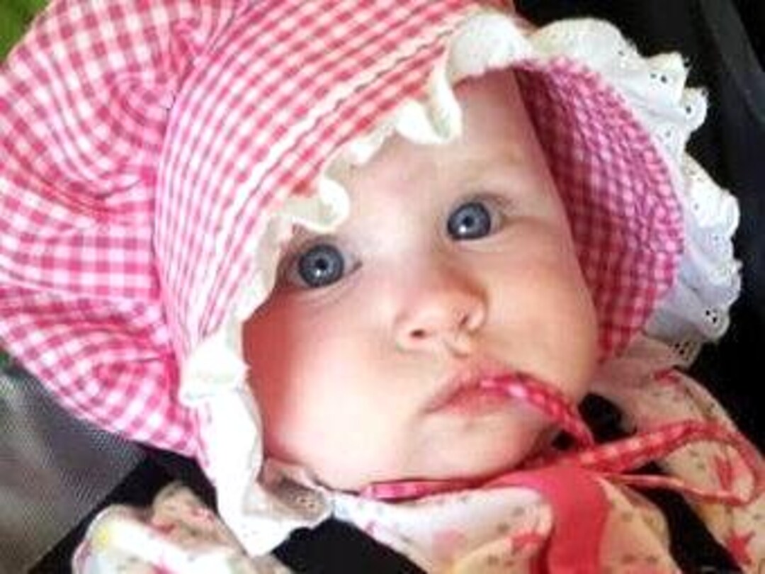 Newborn Gingham Baby Bonnet – Deep Pink Cotton Sunhat, Eyelet Lace - Etsy