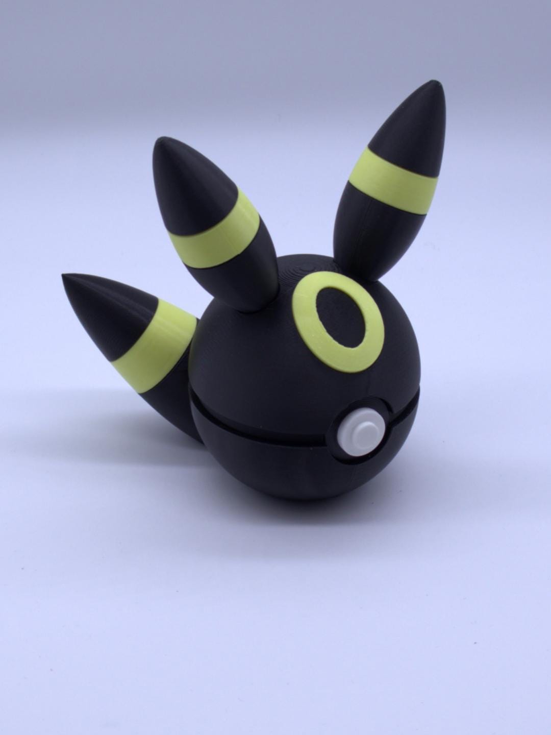 Umbreon Pokeball - Etsy