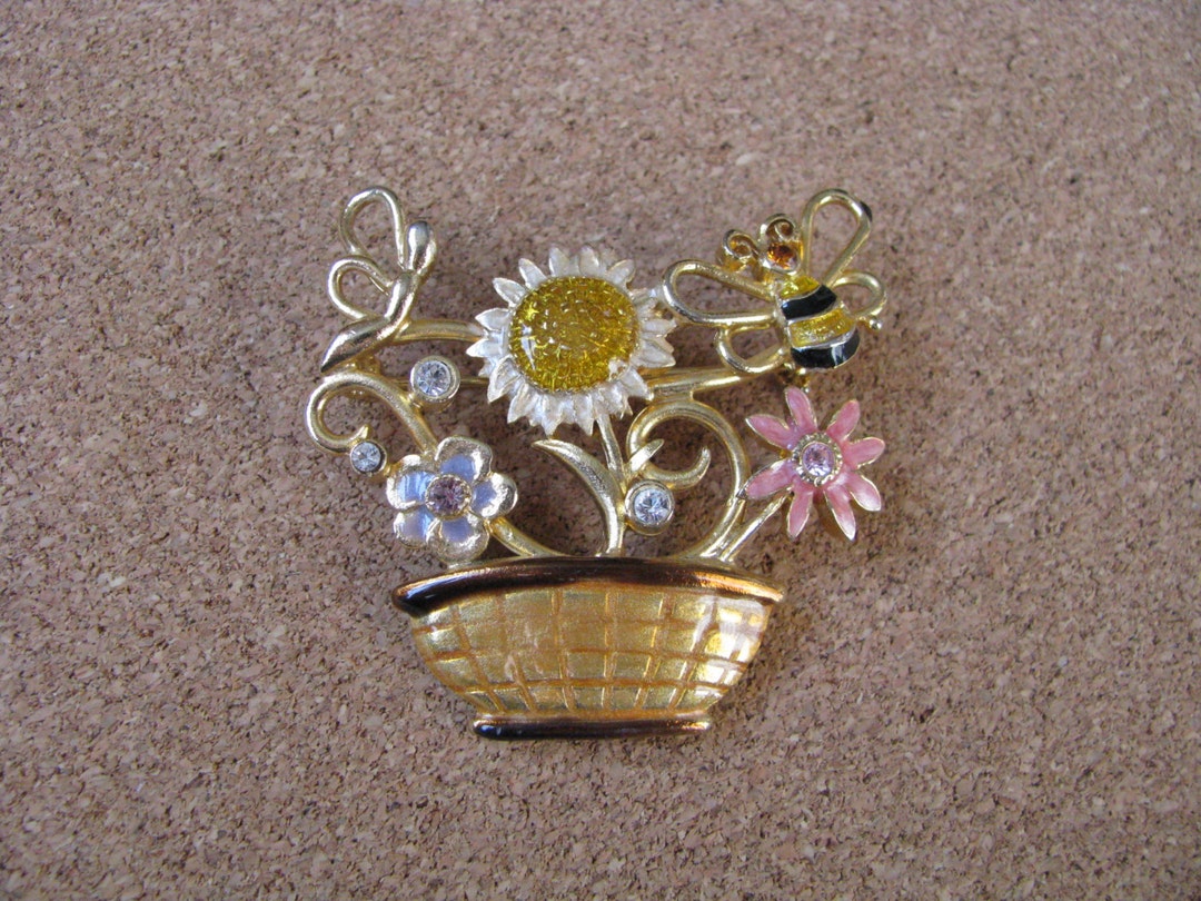Pretty Gold Tone KC Vintage Basket Pin Brooch With Flowers and ...