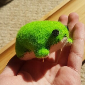 Handsewn Small Felt Frog Plushie Teddy - Etsy