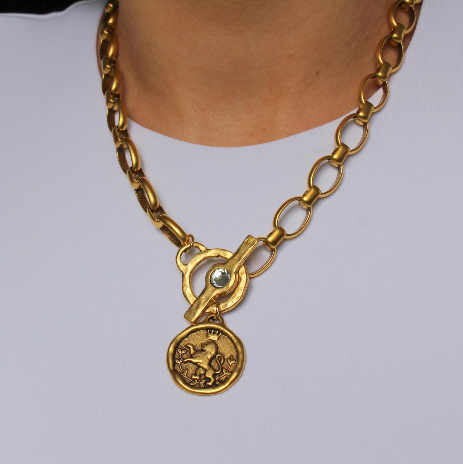 Chunky Lion Coin Necklace: Antiqued Gold Chain With CZ Diamond Vintage ...