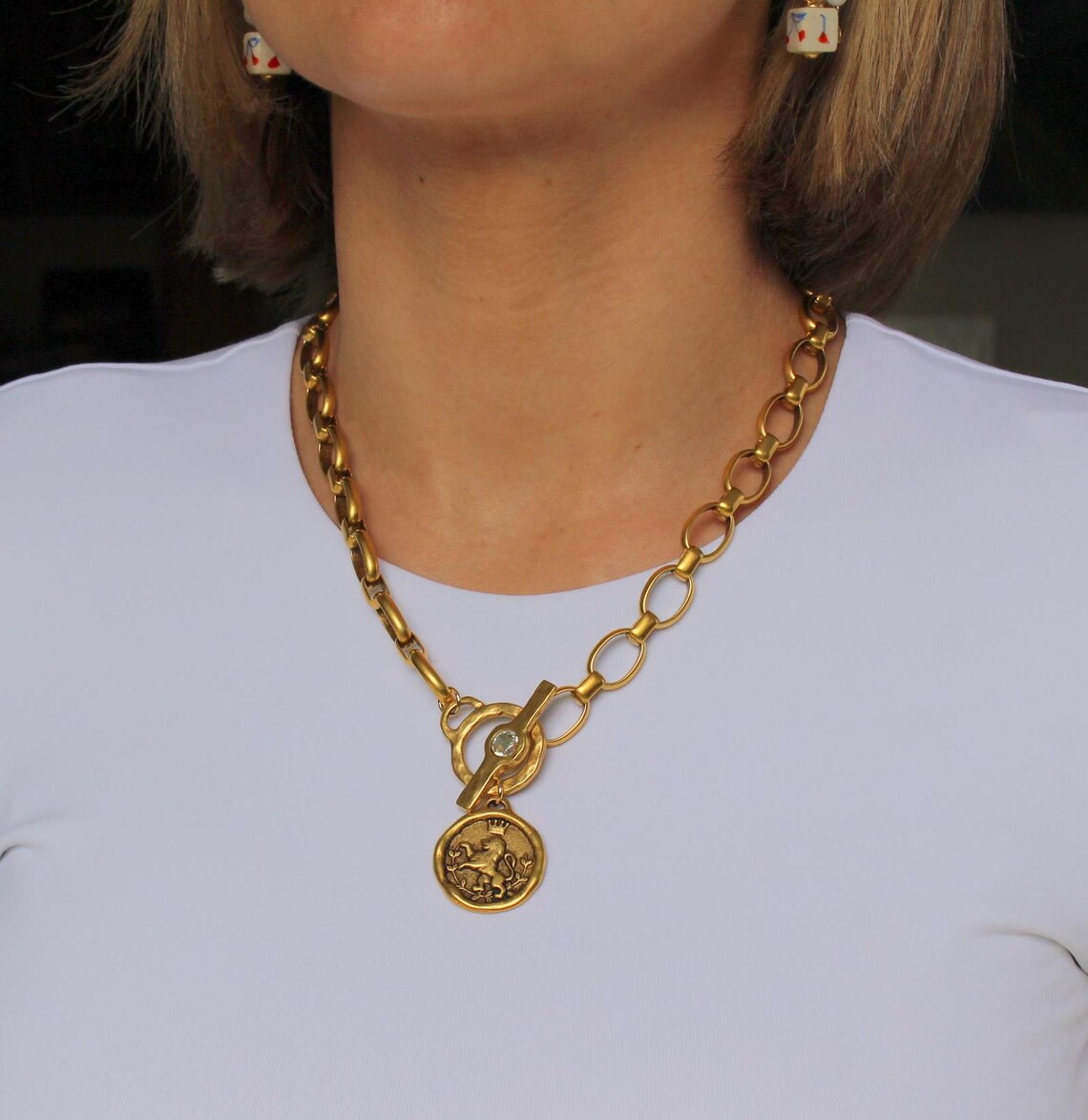 Chunky Lion Coin Necklace: Antiqued Gold Chain With CZ Diamond Vintage ...