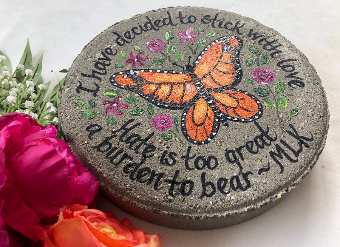 MONARCH BUTTERFLY Stone, Personalized Memorial Stone, Butterfly, Garden ...