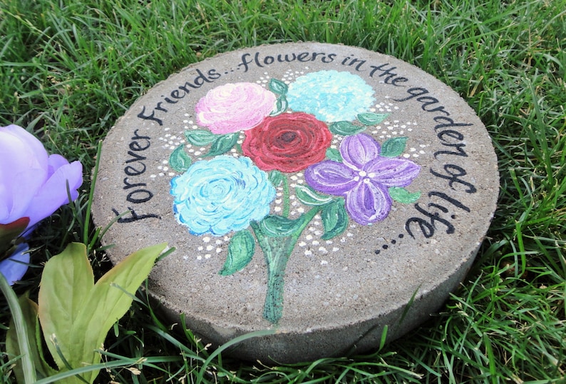 PERSONALIZED Garden Stone Garden Stepping Stone Friend Gift - Etsy