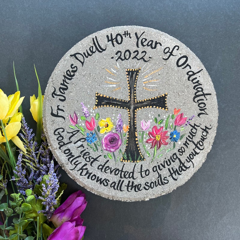 Ordination 25 Anniversary Gifts for Priests - 60+ Gift Ideas for 2026