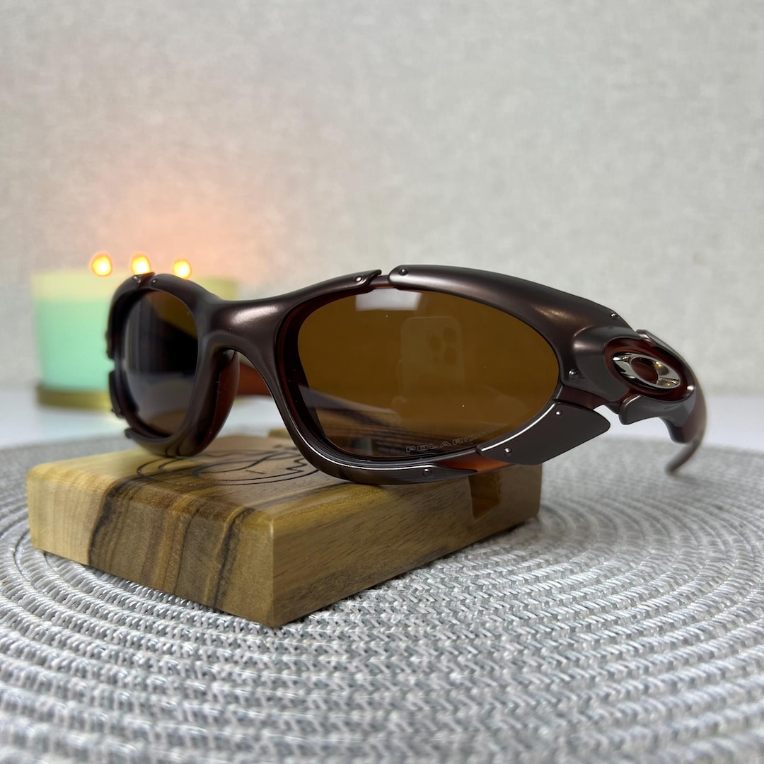 Oakley 00s Travis Scott Brown Plate Sunglasses – 2000s Software ...