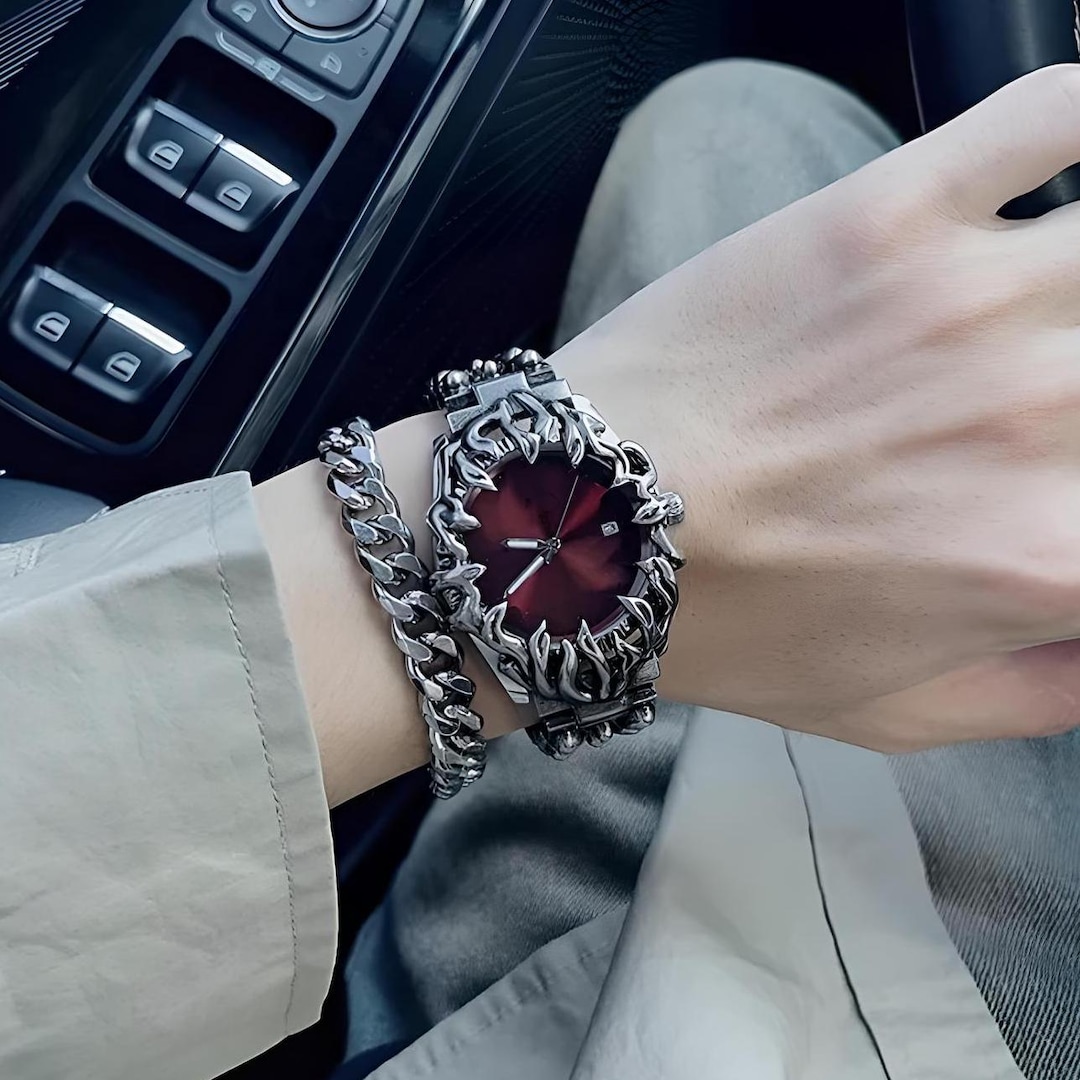 Y2K Chrome 90s-inspired Opium Design Metal Watch – Retro Avantgarde ...