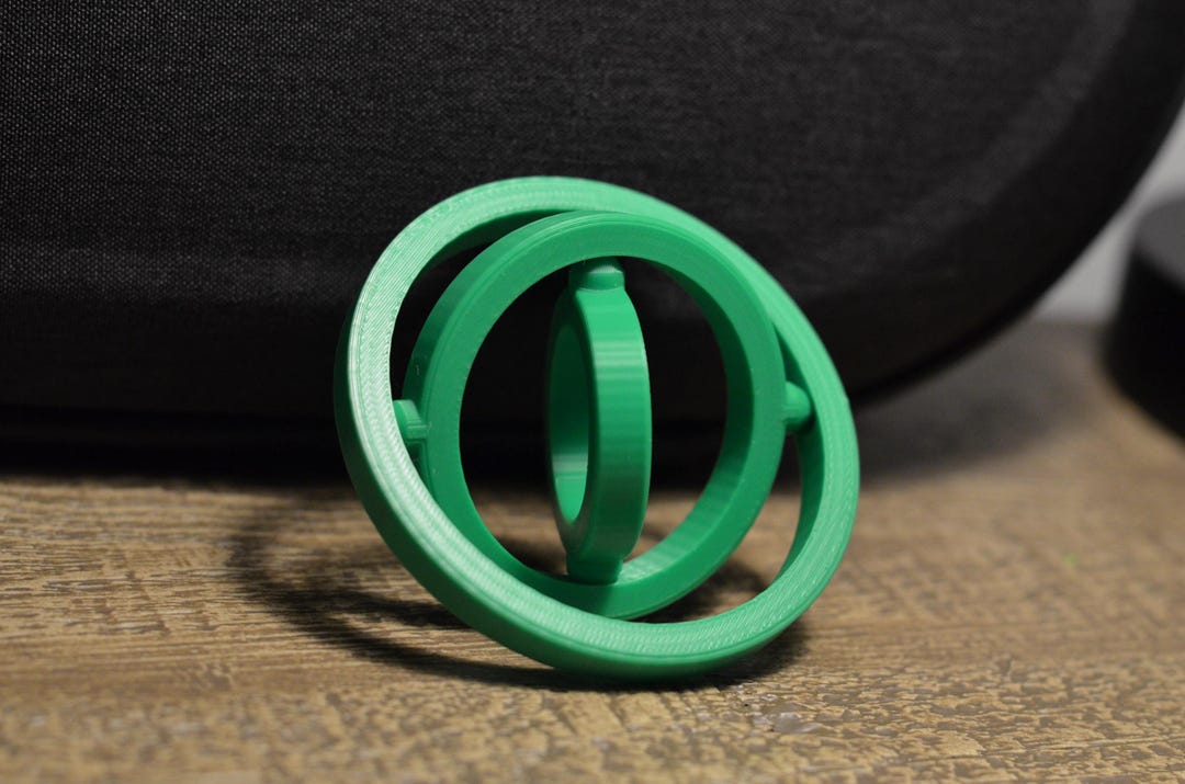 Circular Gyro Rotating Fidget - A Fun Fidget Toy for People of All Ages ...