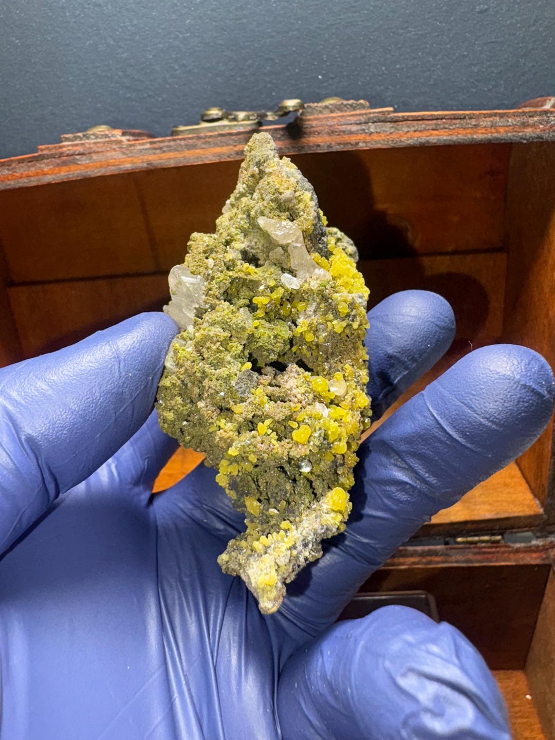 Stunning Pyromorphite and Cerrusite Specimen Cornwall Uk Location ...