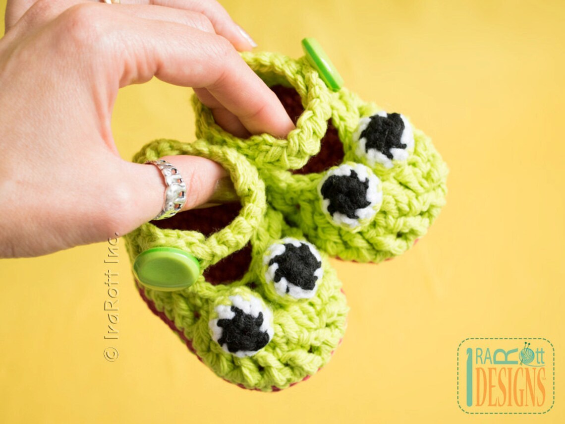 CROCHET PATTERN Crazy Eyes Double Sole Baby Frog Booties | Etsy