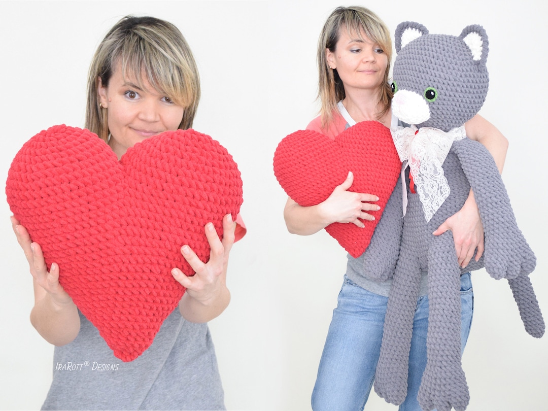 CROCHET PATTERN Sassy the Kitty Cat With Heart Big Amigurumi - Etsy