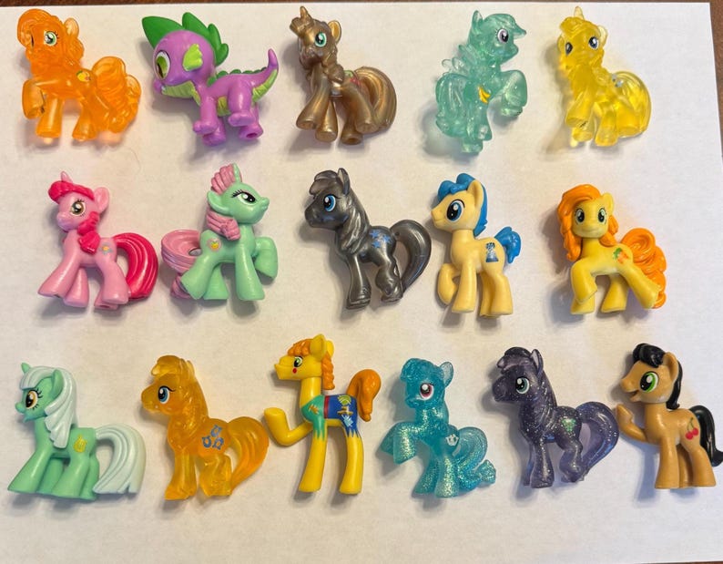 My Little Pony Blind Bag Toys. Assorted Ponies. Mini Figures and Cake ...